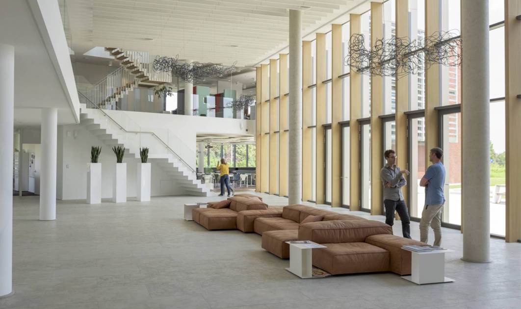 Van Roey HeadQuarters